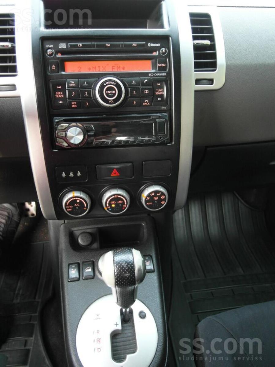 Pelēks Nissan X-Trail 2009 Rīga, ar dzinēja tilpumu 2.00 L un nobraukumu 235 tūkst. km par 3150 €, foto 15 vietnē AUTOMOTO.COM.LV