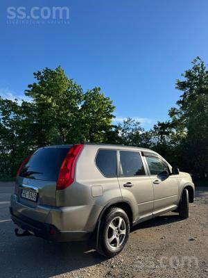 Grey Nissan X-Trail 2009 in Riga, with an engine capacity of 2.00 L and mileage of 173 thousand km for 6700 €, photo 4 on AUTOMOTO.COM.LV