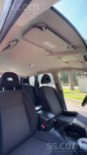 Grey Nissan X-Trail 2009 in Riga, with an engine capacity of 2.00 L and mileage of 230 thousand km for 4950 €, photo 5 on AUTOMOTO.COM.LV