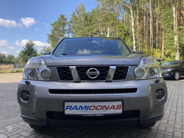 Grey Nissan X-Trail 2009 in Jonava, with an engine capacity of 2.00 L and mileage of 244 thousand km for 3500 €, photo 3 on AUTOMOTO.COM.LV