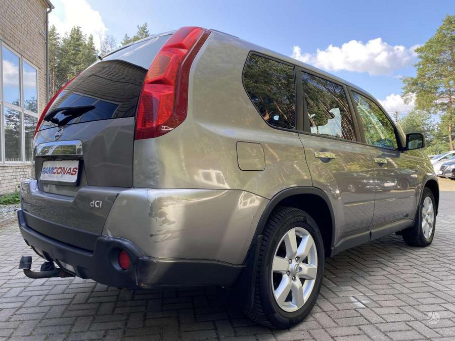 Grey Nissan X-Trail 2009 in Jonava, with an engine capacity of 2.00 L and mileage of 244 thousand km for 3500 €, photo 7 on AUTOMOTO.COM.LV