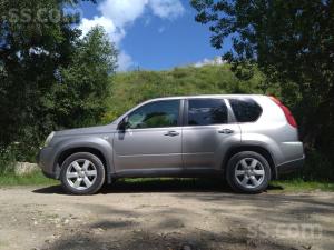 Grey Nissan X-Trail 2009 in Riga, with an engine capacity of 2.50 L and mileage of 221 thousand km for 3777 €, photo  on AUTOMOTO.COM.LV