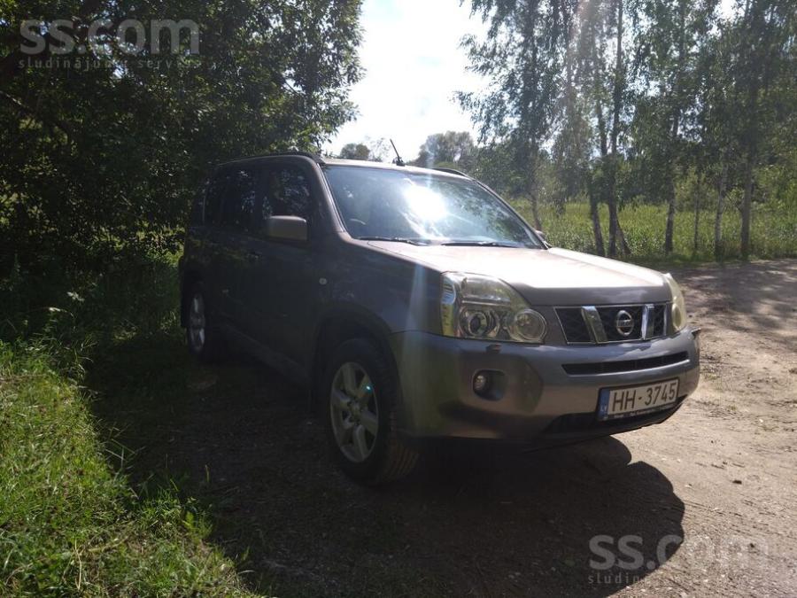 Grey Nissan X-Trail 2009 in Riga, with an engine capacity of 2.50 L and mileage of 221 thousand km for 3777 €, photo 4 on AUTOMOTO.COM.LV