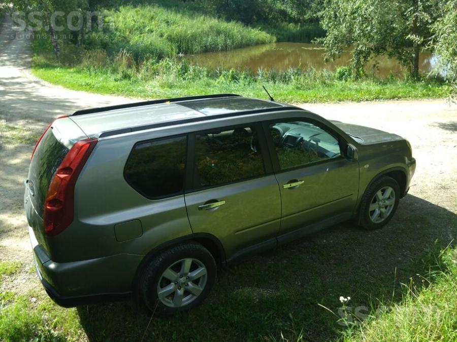 Grey Nissan X-Trail 2009 in Riga, with an engine capacity of 2.50 L and mileage of 221 thousand km for 3777 €, photo 5 on AUTOMOTO.COM.LV