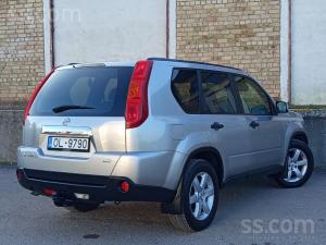 Pelēks Nissan X-Trail 2009 Tukums, ar dzinēja tilpumu 2.00 L un nobraukumu 262 tūkst. km par 4790 €, foto 8 vietnē AUTOMOTO.COM.LV