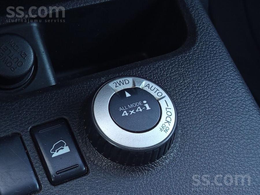 Pelēks Nissan X-Trail 2009 Tukums, ar dzinēja tilpumu 2.00 L un nobraukumu 262 tūkst. km par 4790 €, foto 13 vietnē AUTOMOTO.COM.LV