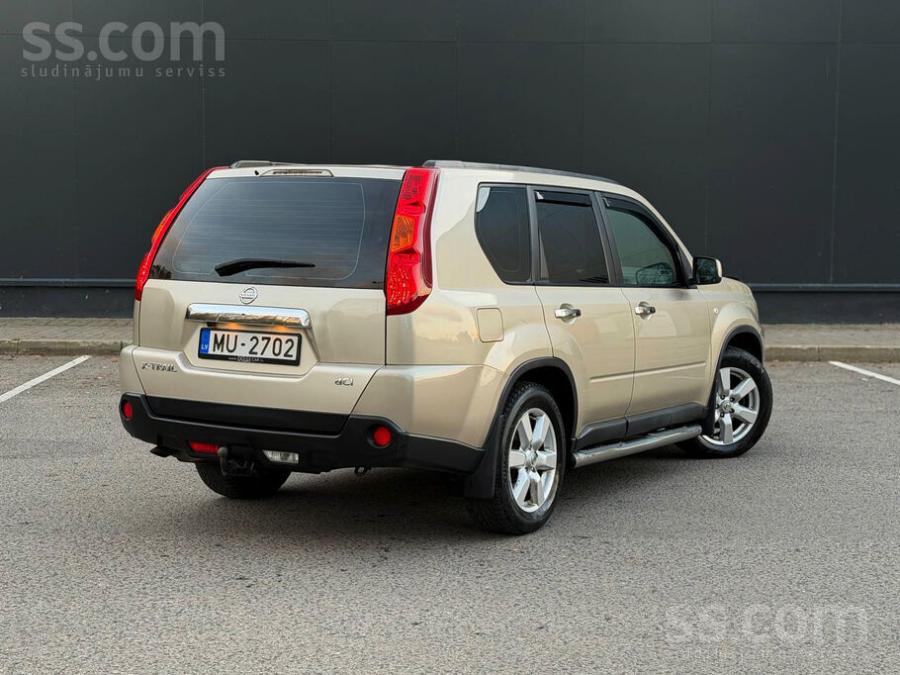 Pelēks Nissan X-Trail 2010 Rīga, ar dzinēja tilpumu 2.00 L un nobraukumu 298 tūkst. km par 3650 €, foto 5 vietnē AUTOMOTO.COM.LV