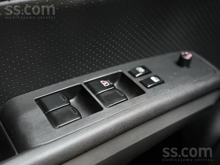 Pelēks Nissan X-Trail 2010 Rīga, ar dzinēja tilpumu 2.00 L un nobraukumu 298 tūkst. km par 3650 €, foto 12 vietnē AUTOMOTO.COM.LV