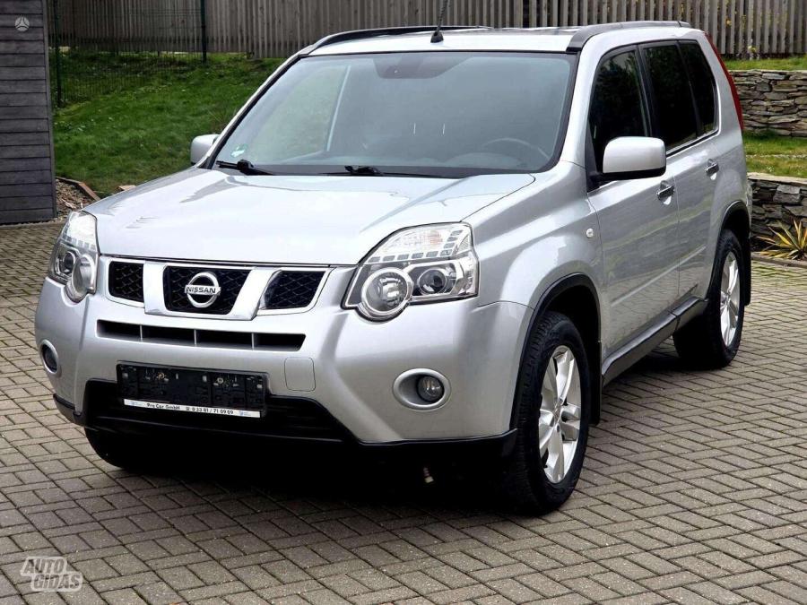 Pelēks Nissan X-Trail 2011 Viļņa, ar dzinēja tilpumu 2.00 L un nobraukumu 184 tūkst. km par 5600 €, foto 3 vietnē AUTOMOTO.COM.LV