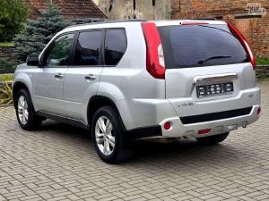 Pelēks Nissan X-Trail 2011 Viļņa, ar dzinēja tilpumu 2.00 L un nobraukumu 184 tūkst. km par 5600 €, foto 6 vietnē AUTOMOTO.COM.LV