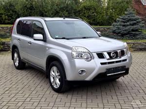 Pelēks Nissan X-Trail 2011 Viļņa, ar dzinēja tilpumu 2.00 L un nobraukumu 184 tūkst. km par 5600 €, foto 13 vietnē AUTOMOTO.COM.LV