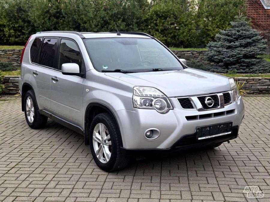 Pelēks Nissan X-Trail 2011 Viļņa, ar dzinēja tilpumu 2.00 L un nobraukumu 184 tūkst. km par 5600 €, foto 13 vietnē AUTOMOTO.COM.LV