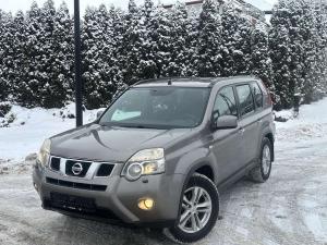 Grey Nissan X-Trail 2011 in Alytus, with an engine capacity of 0.00 L and mileage of 223 thousand km for 5980 €, photo  on AUTOMOTO.COM.LV