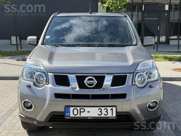 Pelēks Nissan X-Trail 2011 Rīga, ar dzinēja tilpumu 2.00 L un nobraukumu 238 tūkst. km par 9700 €, foto 8 vietnē AUTOMOTO.COM.LV
