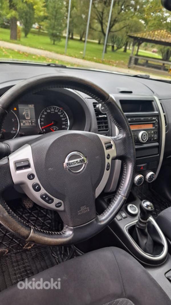Grey Nissan X-Trail 2011 in Valga, with an engine capacity of 0.11 L and mileage of 267 thousand km for 7200 €, photo 2 on AUTOMOTO.COM.LV