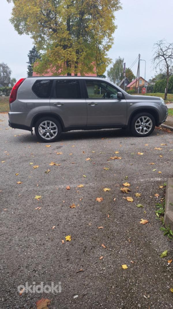 Grey Nissan X-Trail 2011 in Valga, with an engine capacity of 0.11 L and mileage of 267 thousand km for 7200 €, photo 3 on AUTOMOTO.COM.LV