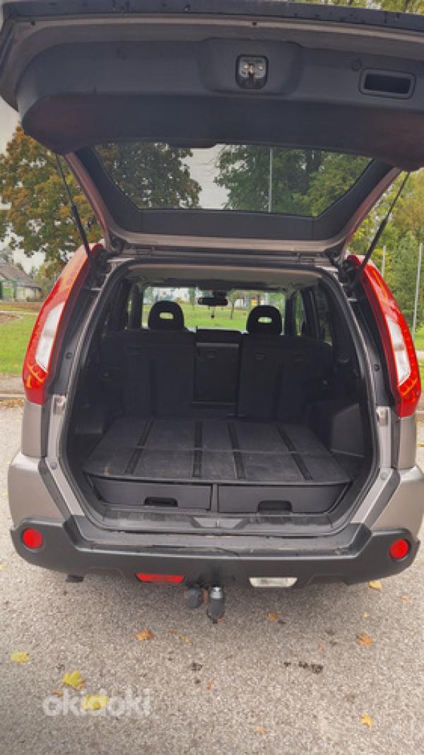 Grey Nissan X-Trail 2011 in Valga, with an engine capacity of 0.11 L and mileage of 267 thousand km for 7200 €, photo 8 on AUTOMOTO.COM.LV