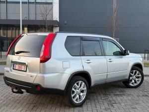 Pelēks Nissan X-Trail 2011 Rīga, ar dzinēja tilpumu 2.00 L un nobraukumu 209 tūkst. km par 3200 €, foto 6 vietnē AUTOMOTO.COM.LV