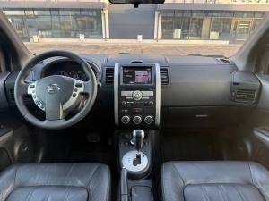 Pelēks Nissan X-Trail 2011 Rīga, ar dzinēja tilpumu 2.00 L un nobraukumu 209 tūkst. km par 3200 €, foto 11 vietnē AUTOMOTO.COM.LV