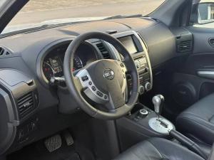 Pelēks Nissan X-Trail 2011 Rīga, ar dzinēja tilpumu 2.00 L un nobraukumu 209 tūkst. km par 3200 €, foto 12 vietnē AUTOMOTO.COM.LV