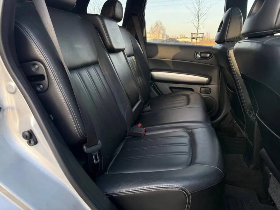 Pelēks Nissan X-Trail 2011 Rīga, ar dzinēja tilpumu 2.00 L un nobraukumu 209 tūkst. km par 3200 €, foto 23 vietnē AUTOMOTO.COM.LV