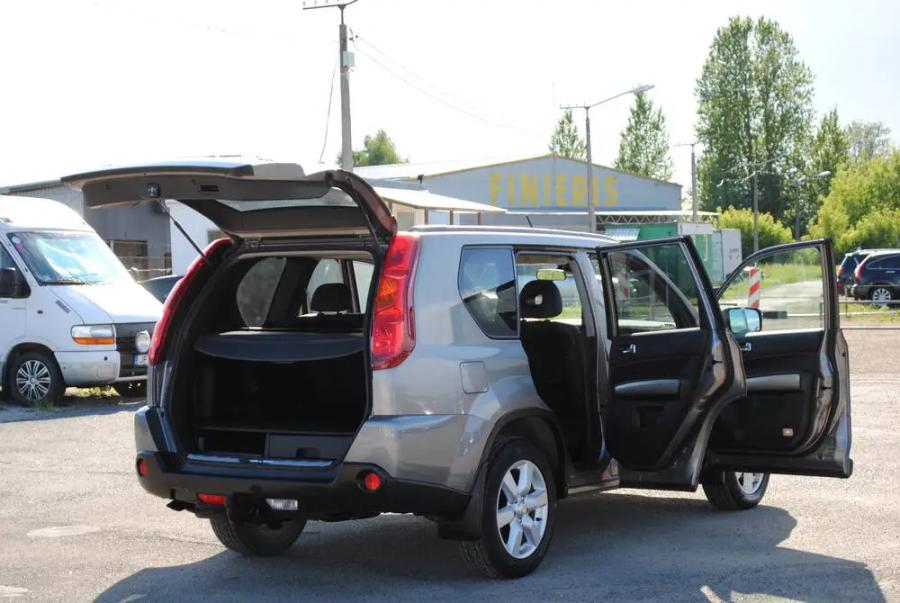 Pelēks Nissan X-Trail 2011 Rīga, ar dzinēja tilpumu 2.00 L un nobraukumu 227 tūkst. km par 5990 €, foto 6 vietnē AUTOMOTO.COM.LV