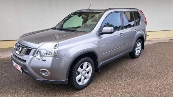 Pelēks Nissan X-Trail 2011 Ogre, ar dzinēja tilpumu 2.00 L un nobraukumu 278 tūkst. km par 7550 €, foto 2 vietnē AUTOMOTO.COM.LV