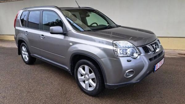 Pelēks Nissan X-Trail 2011 Ogre, ar dzinēja tilpumu 2.00 L un nobraukumu 278 tūkst. km par 7550 €, foto 5 vietnē AUTOMOTO.COM.LV
