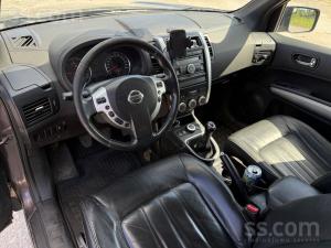 Pelēks Nissan X-Trail 2011 Rīga, ar dzinēja tilpumu 2.00 L un nobraukumu 373 tūkst. km par 4000 €, foto 11 vietnē AUTOMOTO.COM.LV