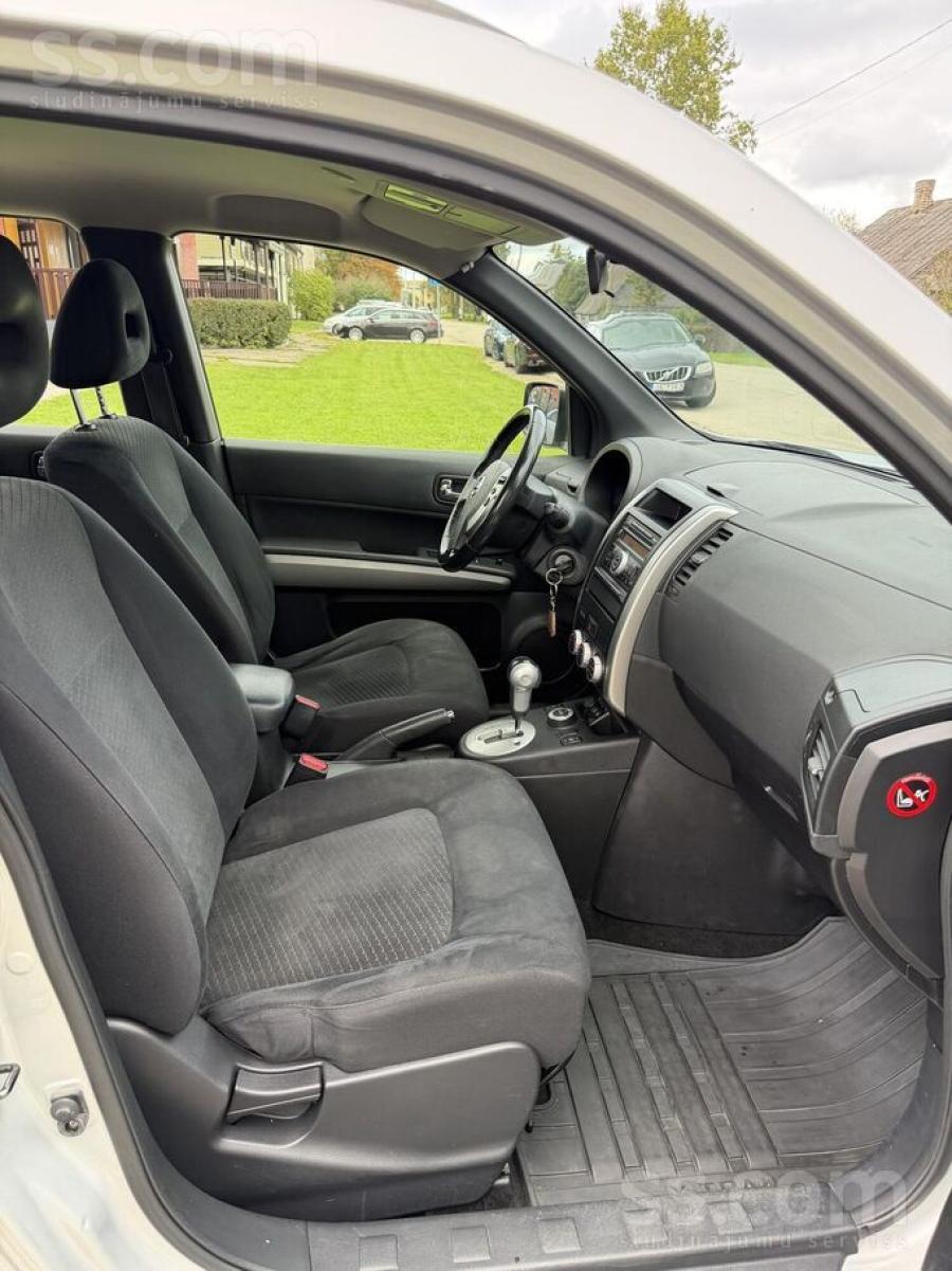 Pelēks Nissan X-Trail 2011 Ventspils, ar dzinēja tilpumu 2.00 L un nobraukumu 232 tūkst. km par 5990 €, foto 20 vietnē AUTOMOTO.COM.LV