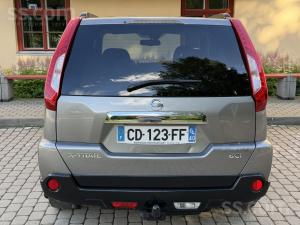 Grey Nissan X-Trail 2012 in Riga, with an engine capacity of 2.00 L and mileage of 214 thousand km for 7750 €, photo 6 on AUTOMOTO.COM.LV