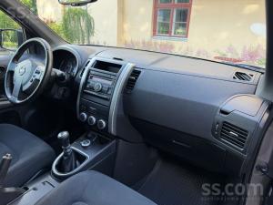 Grey Nissan X-Trail 2012 in Riga, with an engine capacity of 2.00 L and mileage of 214 thousand km for 7750 €, photo 21 on AUTOMOTO.COM.LV