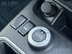 Grey Nissan X-Trail 2012 in Riga, with an engine capacity of 2.00 L and mileage of 214 thousand km for 7750 €, photo 27 on AUTOMOTO.COM.LV