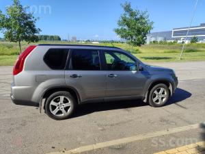 Pelēks Nissan X-Trail 2012 Rīga, ar dzinēja tilpumu 2.00 L un nobraukumu 290 tūkst. km par 5200 €, foto 4 vietnē AUTOMOTO.COM.LV