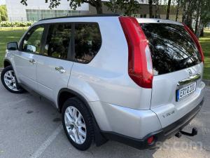 Grey Nissan X-Trail 2012 in Riga, with an engine capacity of 2.00 L and mileage of 209 thousand km for 7750 €, photo 7 on AUTOMOTO.COM.LV