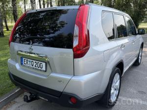 Grey Nissan X-Trail 2012 in Riga, with an engine capacity of 2.00 L and mileage of 209 thousand km for 7750 €, photo 13 on AUTOMOTO.COM.LV