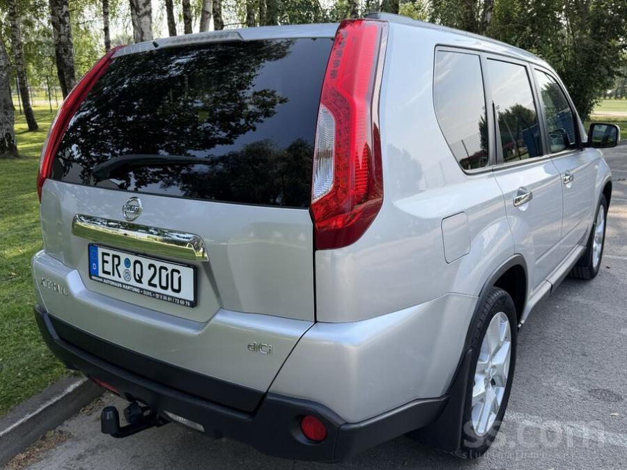 Grey Nissan X-Trail 2012 in Riga, with an engine capacity of 2.00 L and mileage of 209 thousand km for 7750 €, photo 13 on AUTOMOTO.COM.LV