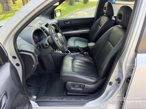 Grey Nissan X-Trail 2012 in Riga, with an engine capacity of 2.00 L and mileage of 209 thousand km for 7750 €, photo 20 on AUTOMOTO.COM.LV