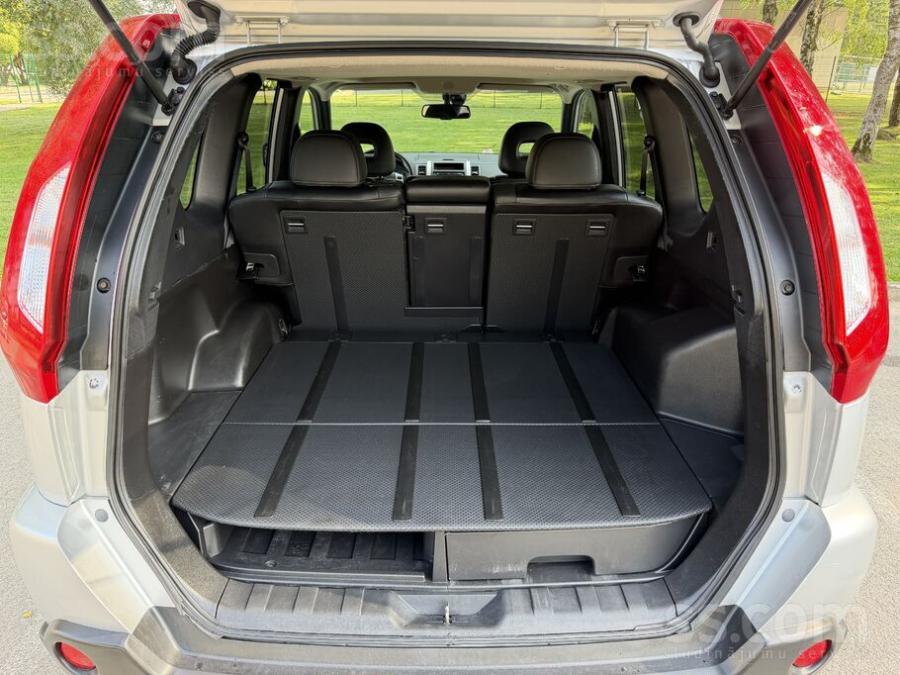 Grey Nissan X-Trail 2012 in Riga, with an engine capacity of 2.00 L and mileage of 209 thousand km for 7750 €, photo 33 on AUTOMOTO.COM.LV