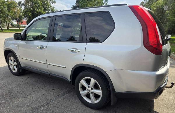 Grey Nissan X-Trail 2012 in Marijampole, with an engine capacity of 2.00 L and mileage of 314 thousand km for 4800 €, photo 3 on AUTOMOTO.COM.LV
