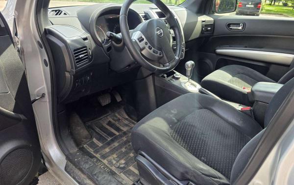 Grey Nissan X-Trail 2012 in Marijampole, with an engine capacity of 2.00 L and mileage of 314 thousand km for 4800 €, photo 10 on AUTOMOTO.COM.LV