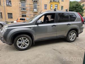Grey Nissan X-Trail 2012 in Riga, with an engine capacity of 2.00 L and mileage of 239 thousand km for 6000 €, photo 6 on AUTOMOTO.COM.LV