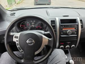 Grey Nissan X-Trail 2012 in Riga, with an engine capacity of 2.00 L and mileage of 239 thousand km for 6000 €, photo 11 on AUTOMOTO.COM.LV