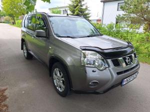 Grey Nissan X-Trail 2012 in Kelme, with an engine capacity of 2.00 L and mileage of 247 thousand km for 5900 €, photo 4 on AUTOMOTO.COM.LV