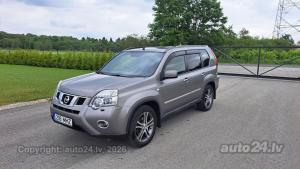 Grey Nissan X-Trail 2013 in Tallinn, with an engine capacity of 2.00 L and mileage of 268 thousand km for 8350 €, photo 3 on AUTOMOTO.COM.LV