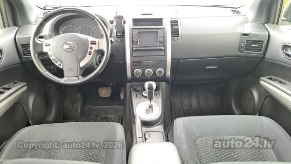 Grey Nissan X-Trail 2013 in Tallinn, with an engine capacity of 2.00 L and mileage of 268 thousand km for 8350 €, photo 6 on AUTOMOTO.COM.LV