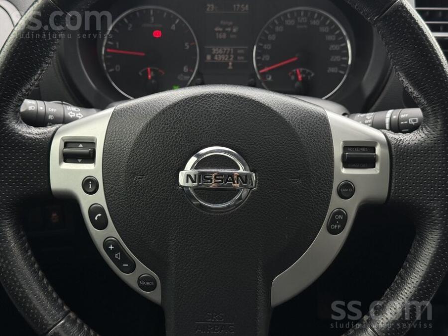Grey Nissan X-Trail 2013 in Riga, with an engine capacity of 2.00 L and mileage of 357 thousand km for 8200 €, photo 16 on AUTOMOTO.COM.LV