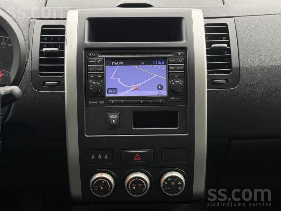 Grey Nissan X-Trail 2013 in Riga, with an engine capacity of 2.00 L and mileage of 357 thousand km for 8200 €, photo 18 on AUTOMOTO.COM.LV
