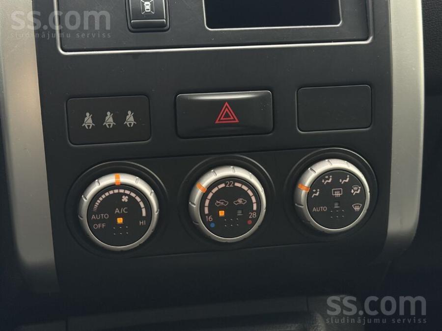Grey Nissan X-Trail 2013 in Riga, with an engine capacity of 2.00 L and mileage of 357 thousand km for 8200 €, photo 20 on AUTOMOTO.COM.LV