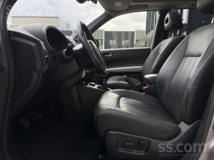 Grey Nissan X-Trail 2013 in Riga, with an engine capacity of 2.00 L and mileage of 357 thousand km for 8200 €, photo 25 on AUTOMOTO.COM.LV